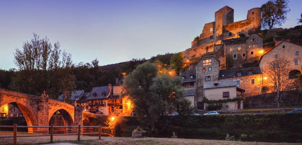 Belcastel, village and castle | Tourism in Aveyron - Le Pays Rignacois ...