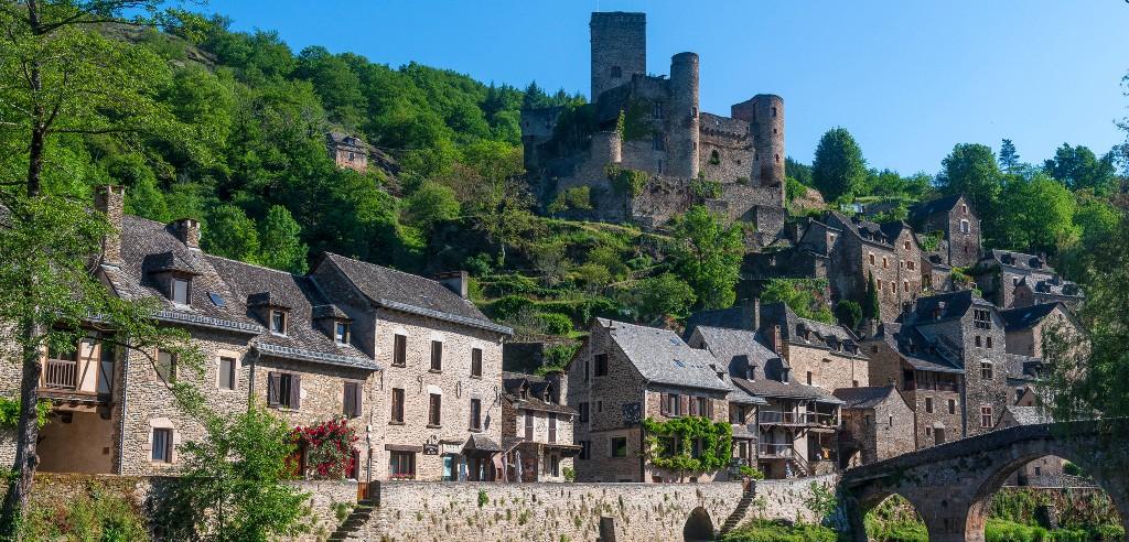 Belcastel, village and castle | Tourism in Aveyron - Le Pays Rignacois ...